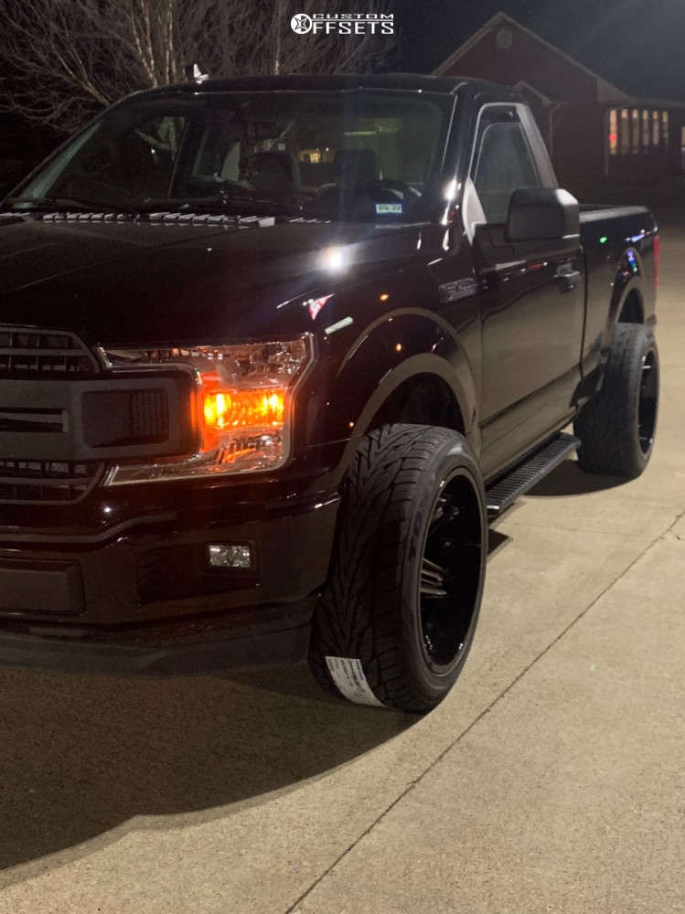 2020 Ford F-150 with 22x12 -51 Vision Razor and 305/45R22 Toyo Tires ...