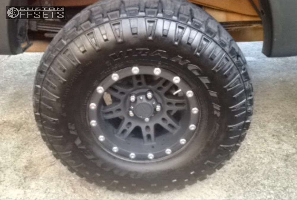 2007 Ford Ranger with 15x8 -19 Pro Comp Series 31 and 33/12.5R15 ...