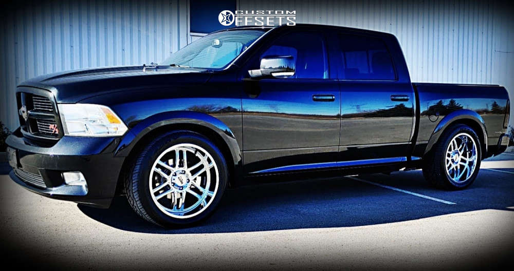 2011 Ram 1500 with 22x10 -18 Moto Metal Mo992 and 305/40R22 Nitto ...