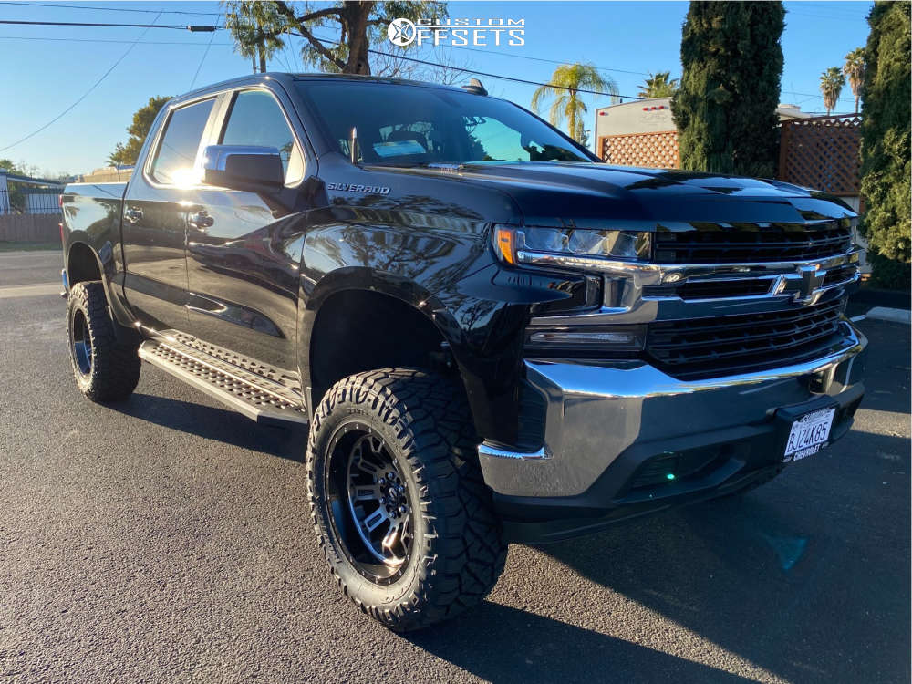2021 Chevrolet Silverado 1500 with 20x10 -19 Fuel Crush D561 and 35/12 ...