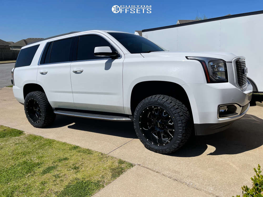 2017 GMC Yukon with 20x10 -25 Ultra Hunter and 275/55R20 Nitto Ridge ...