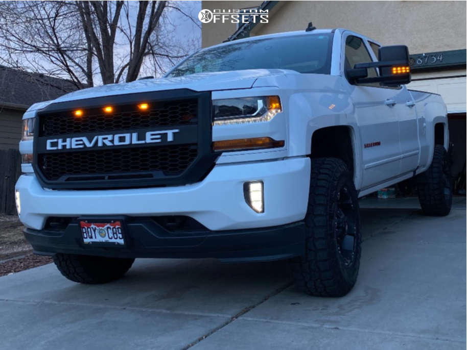 2019 Chevrolet Silverado 1500 LD with 18x9 -12 Ballistic Morax 845 and 33/12.5R18 Federal Xplora ...