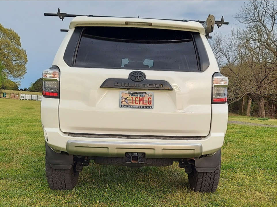 2018 Toyota 4Runner with 17x8.5 0 Icon Alloys Rebound and 285/70R17 ...