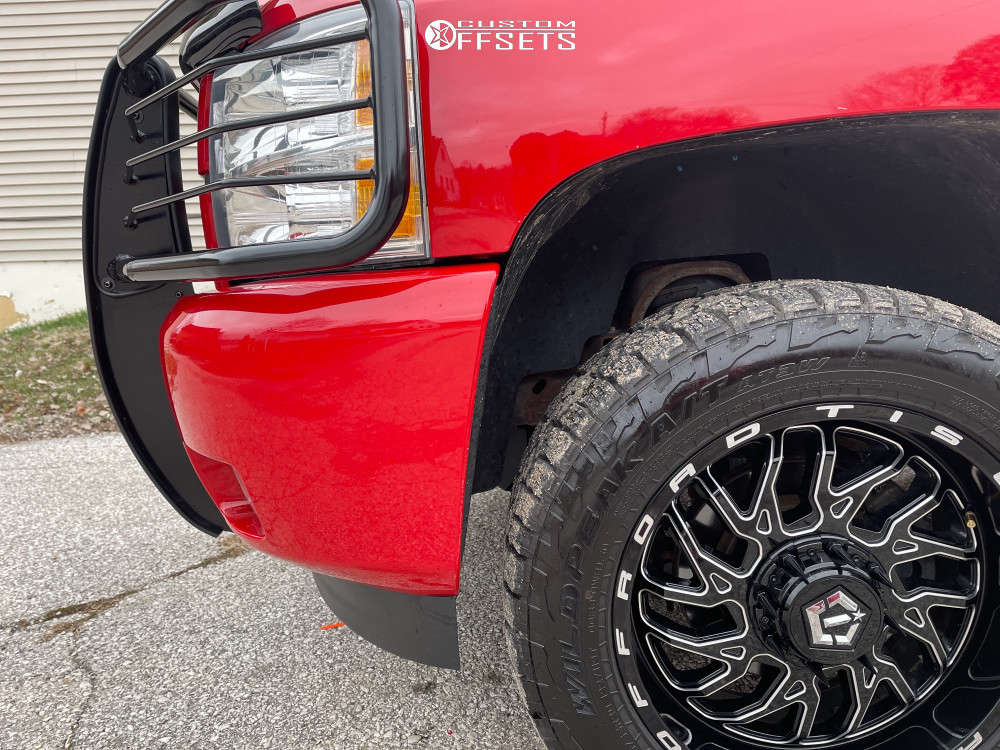 2012 Chevrolet Silverado 1500 with 20x10 -12 TIS 544BM and 285/55R20 ...