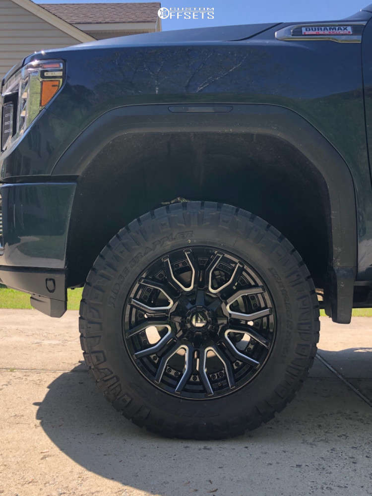 2020 GMC Sierra 3500 HD with 20x10 -18 Fuel Rage and 35/12.5R20 Nitto ...