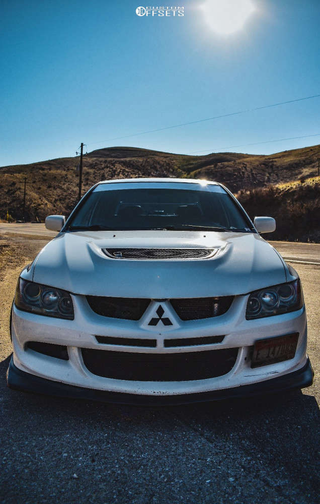 2004 Mitsubishi Lancer with 18x9.5 22 AVID1 AV20 and 255/35R18 Hankook ...