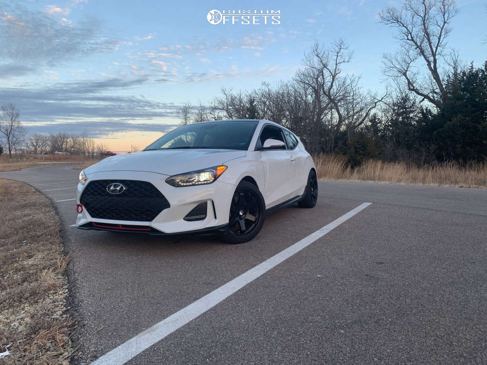 2019 Hyundai Veloster with 18x8.5 35 AVID1 AV6 and 225/40R18 Milestar ...