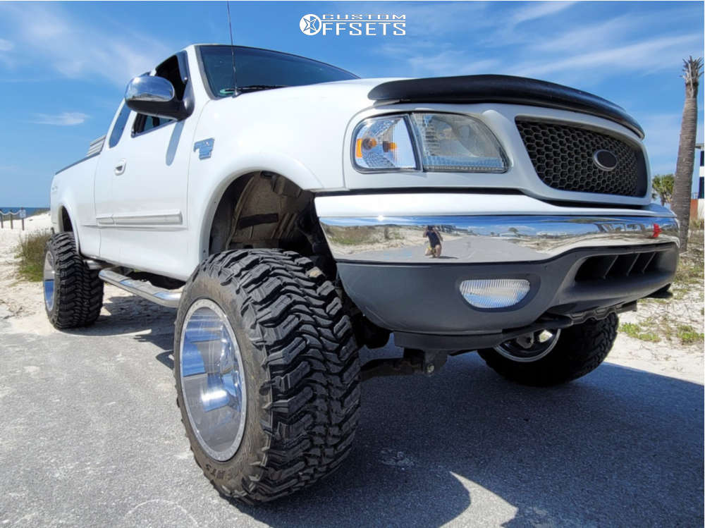 2000 Ford F-150 with 20x14 -76 Fuel Maverick and 35/13.5R20 Atturo ...