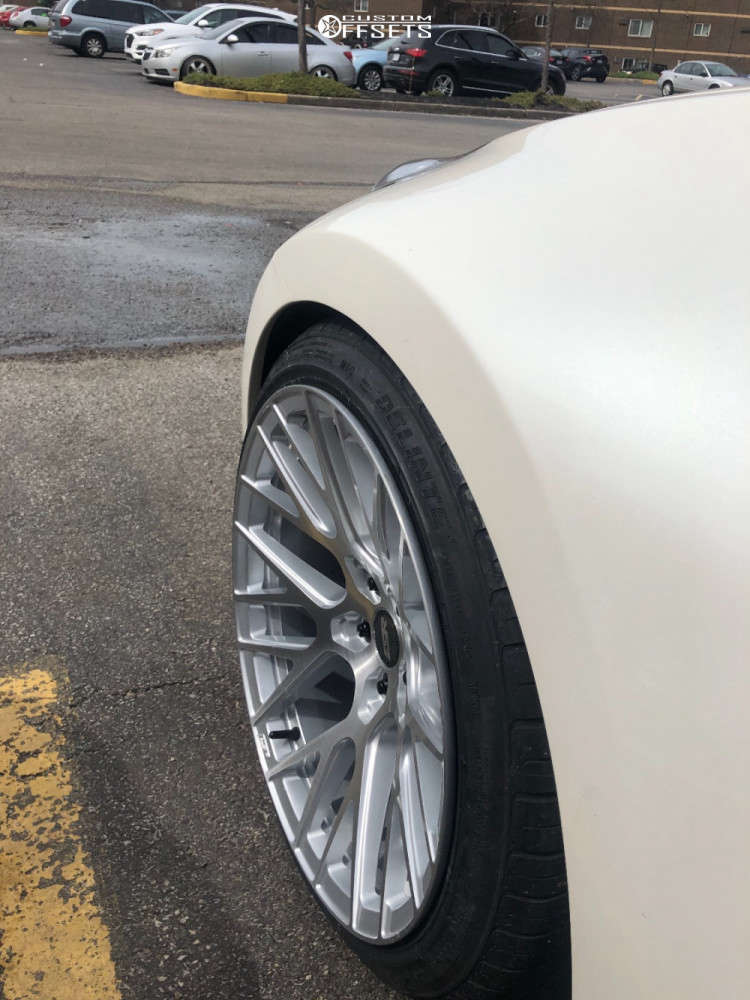 2016 Nissan 370Z with 19x10.5 22 ESR Rf11 and 255/35R19 Delinte D7 ...