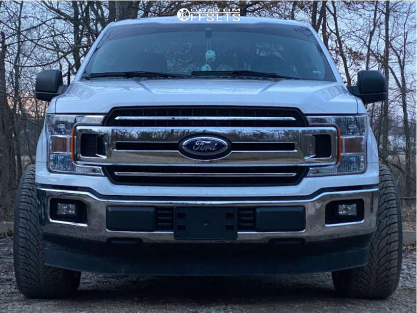 2019 Ford F-150 with 20x12 -44 Hardrock Slammer Xposed and 305/50R20 ...