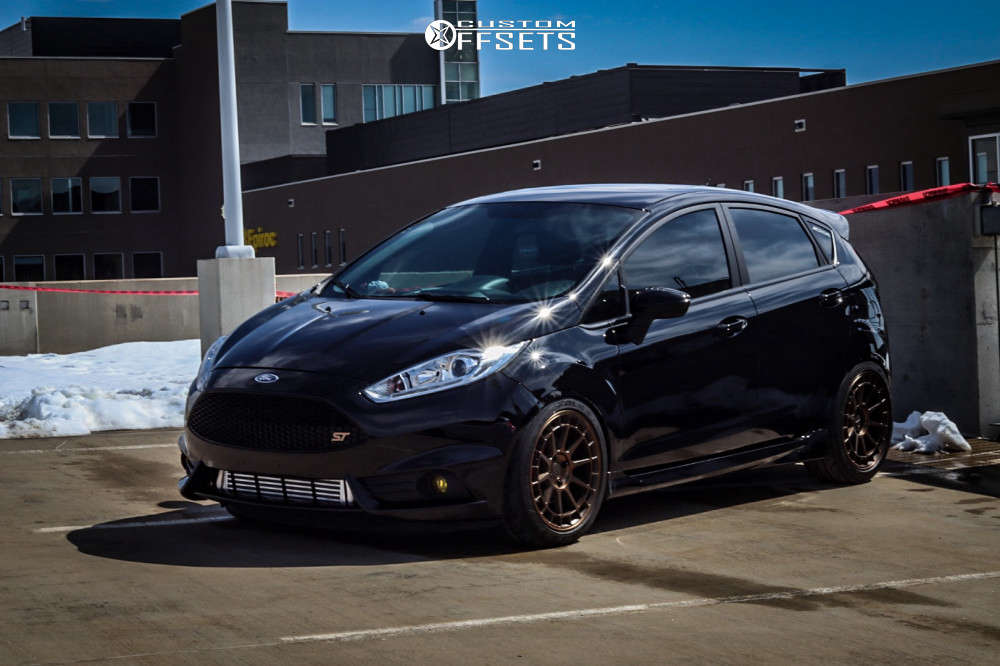 2016 Ford Fiesta Wheel Offset Flush Coilovers | 1588247 | Custom Offsets