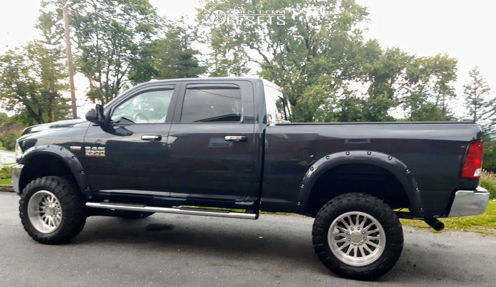 2017 Ram 3500 with 20x10 -25 Cali Offroad Summit and 35/12.5R20 Fuel ...