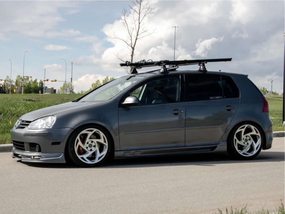 2007 Volkswagen Rabbit with 18x8.5 40 Radi8 R8s5 and 225/40R18 Ironman ...