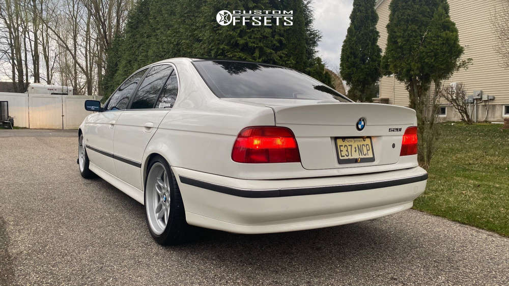1997 BMW 528i with 18x9 22 OEM Wheels Style 37 and 275/40R18 Pirelli ...