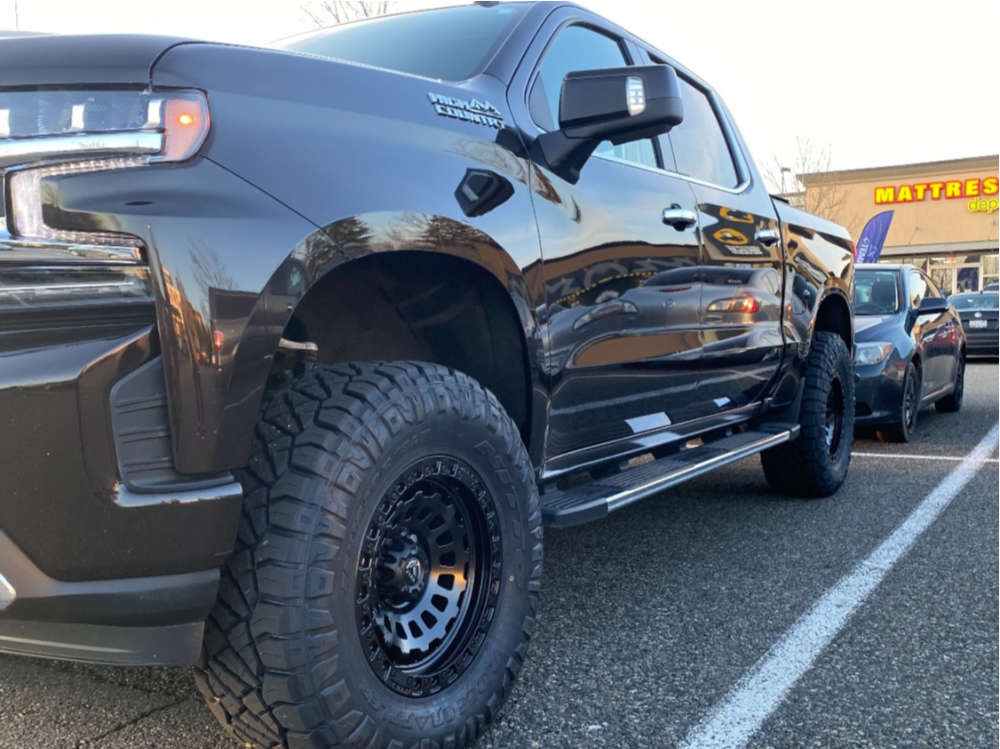 2019 Chevrolet Silverado 1500 with 18x9 1 Fuel Zephyr and 35/12.5R18 Nitto Ridge Grappler and ...