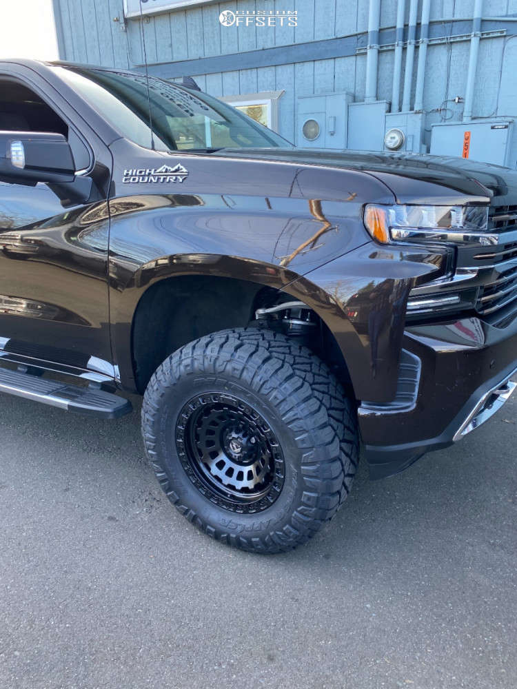 2019 Chevrolet Silverado 1500 with 18x9 1 Fuel Zephyr and 35/12.5R18 Nitto Ridge Grappler and ...