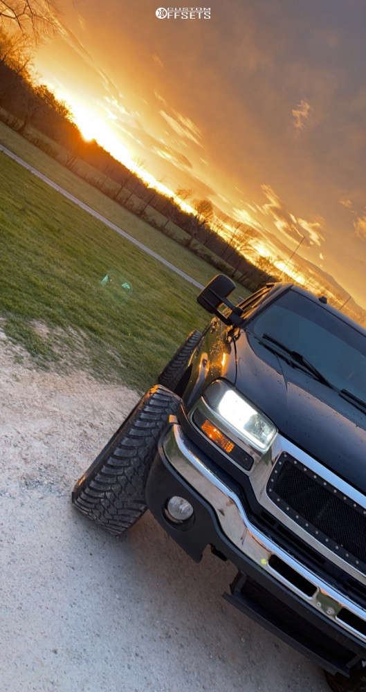 2005 GMC Sierra 2500 HD with 24x14 -76 Hostile Alpha H109 and 37/13 ...