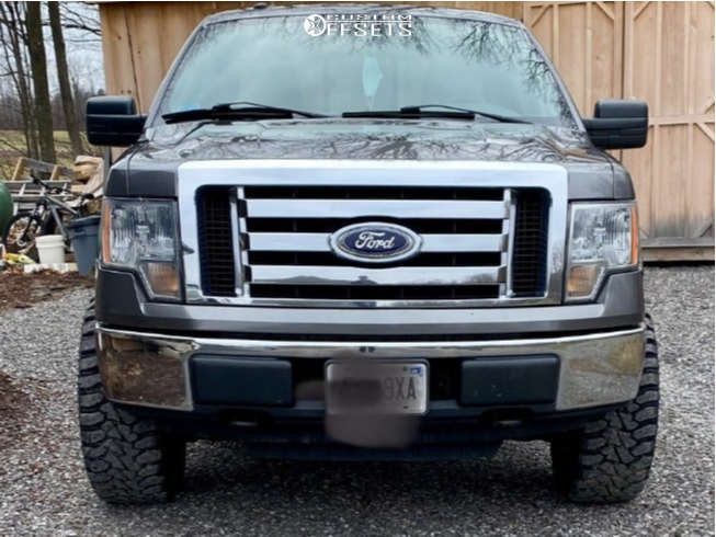 2010 Ford F-150 with 20x10 -18 XD Xd858 and 33/12.5R20 Nexen Roadian Mt ...