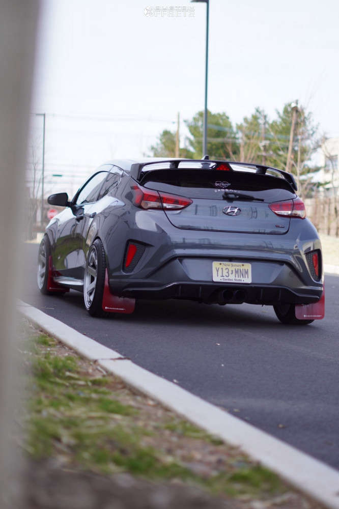 2019 Hyundai Veloster with 18x9.5 24 AVID1 AV6 and 225/40R18 Pirelli P ...