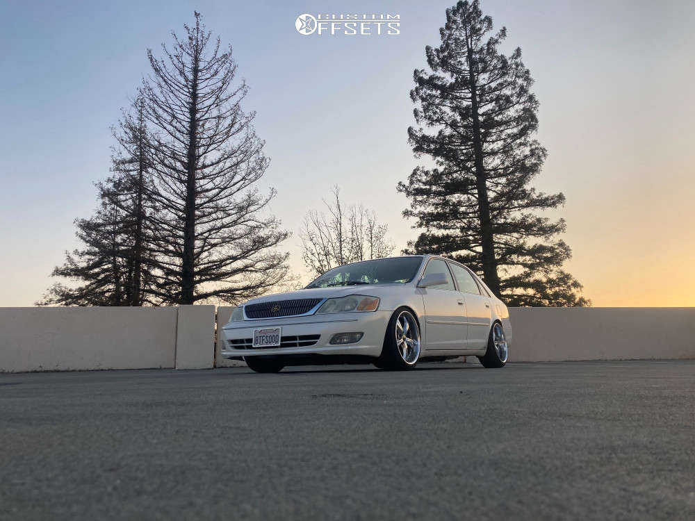 2002 Toyota Avalon with 18x9 -4 SSR Vienna Courage and 215/40R18 Kumho ...