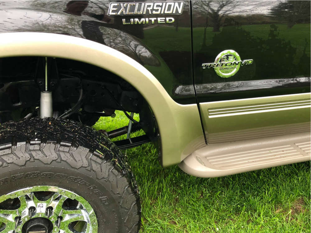 2000 Ford Excursion with 17x9 -12 Raceline Raptor and 315/70R17 ...