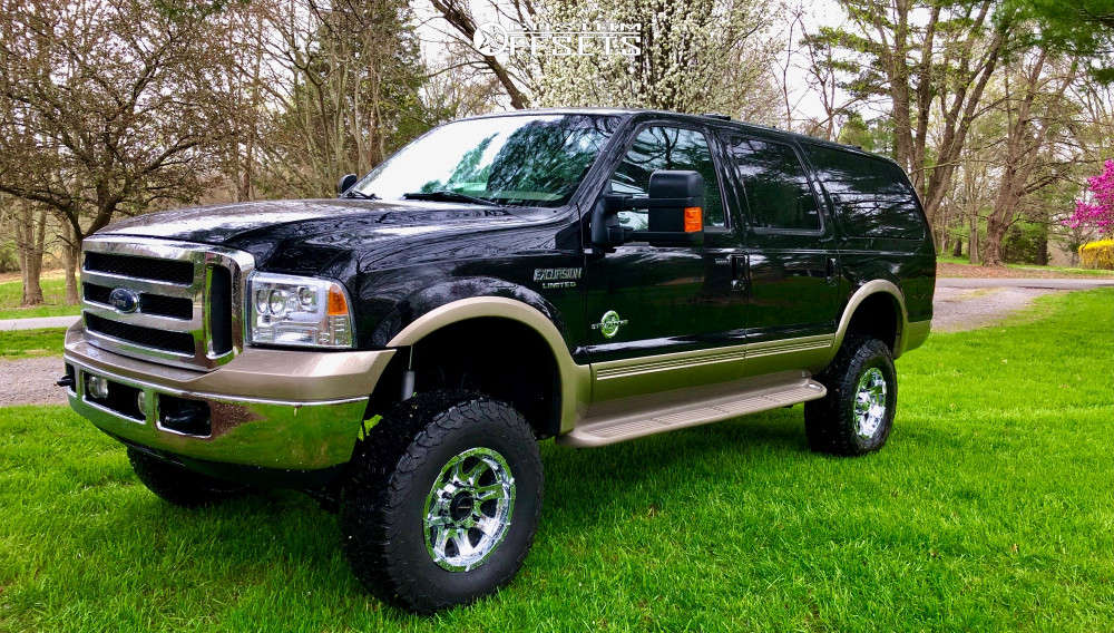 2000 Ford Excursion with 17x9 -12 Raceline Raptor and 315/70R17 ...