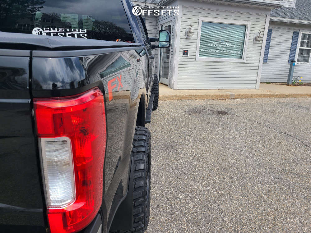 2018 Ford F-250 Super Duty with 20x10 -19 Ballistic Rage and 35/12.5R20 ...