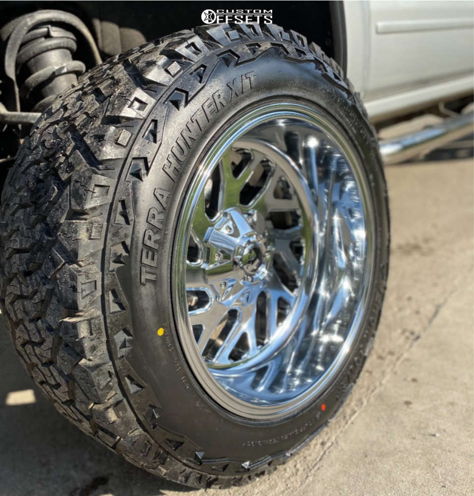 2018 Chevrolet Silverado 1500 with 20x12 -44 Fuel Triton and 33/12.5R20 ...