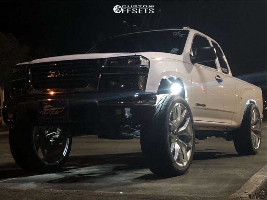 2005 GMC Canyon with 24x10 30 Eclipse Replica 288 and 33/11.5R24 Toyo ...