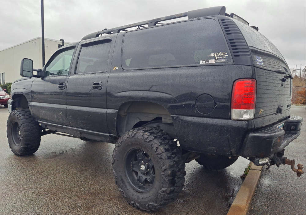 2002 Chevrolet Suburban 1500 with 18x10 -24 Moto Metal N/a and 37/13 ...