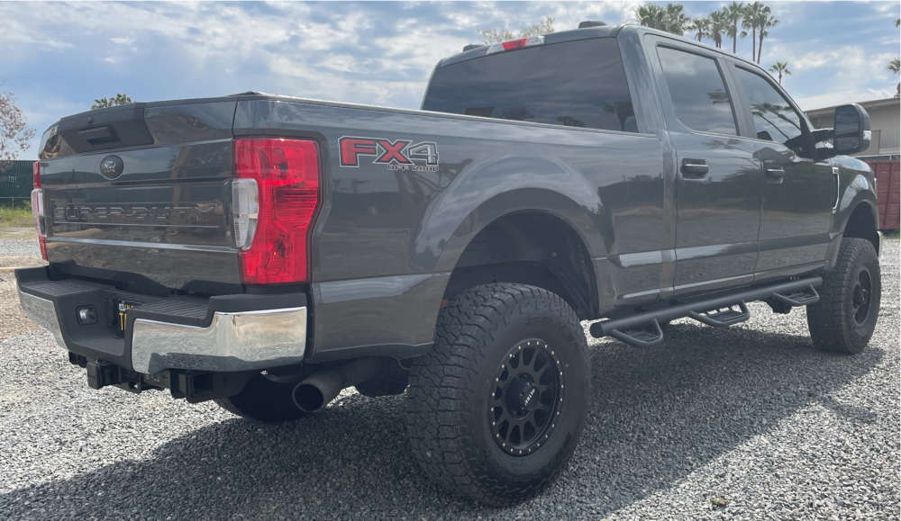2020 Ford F-250 Super Duty with 18x9 18 Method Nv and 37/12.5R18 Falken ...