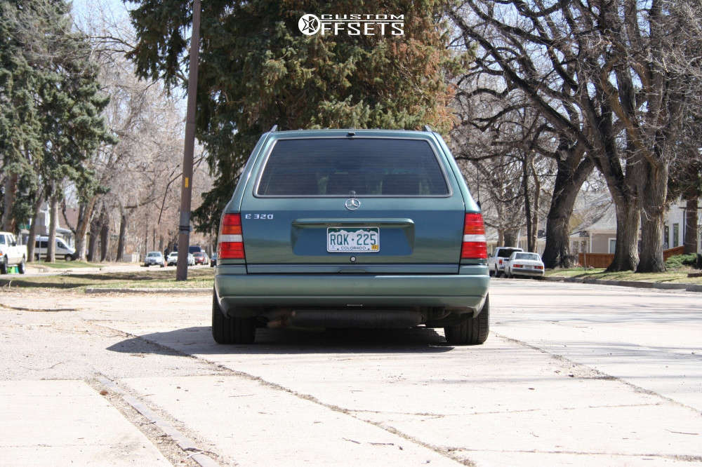 1994 Mercedes-Benz E320 with 18x8.5 44 OEM Wheels Monoblock and 215 ...