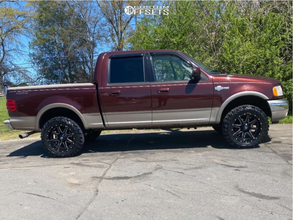 2001 Ford F-150 with 20x10 -18 Fuel Maverick and 33/12.5R20 Gladiator ...