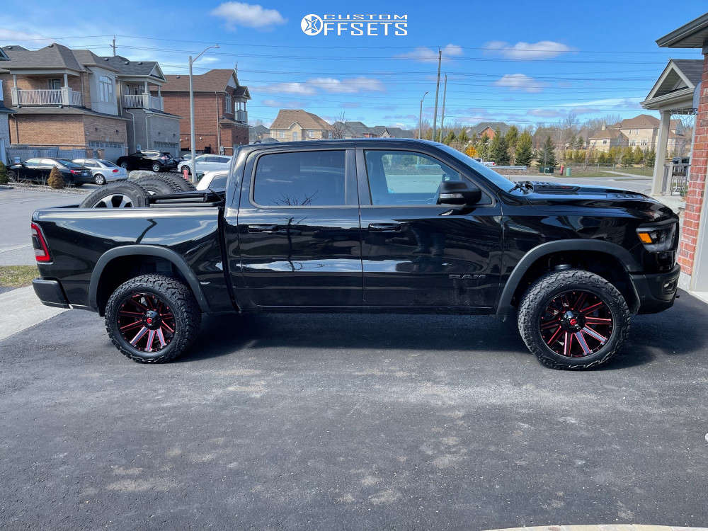 2020 Ram 1500 with 20x10 -18 Fuel Contra and 33/12.5R20 Venom Power ...