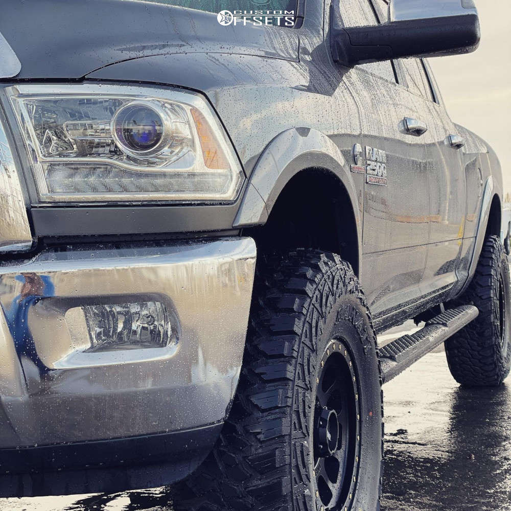 2013 Ram 2500 with 17x8.5 0 Method Nv and 37/12.5R17 Kanati Mud Hog and ...