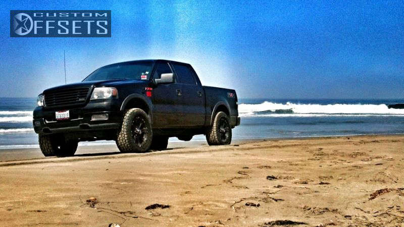 2004 Ford F-150 with 20x9 30 Raceline Raptor and 35/12.5R20 Toyo Tires ...