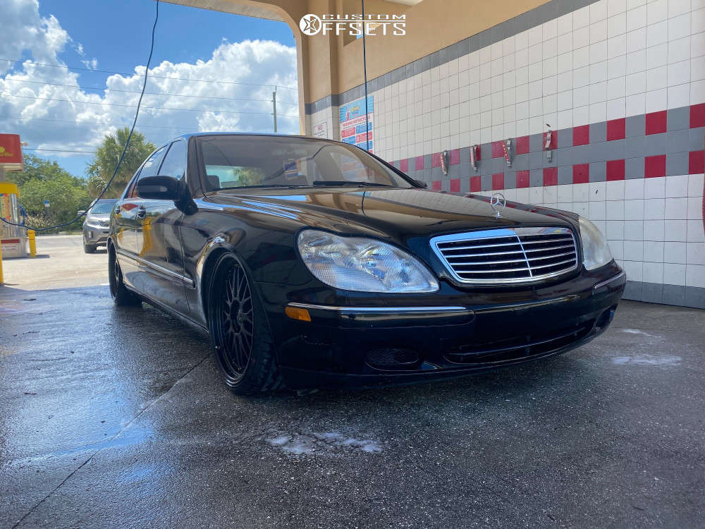 2002 Mercedes-Benz S430 with 20x8.5 30 JNC JNC005 and 225/35R20 ...