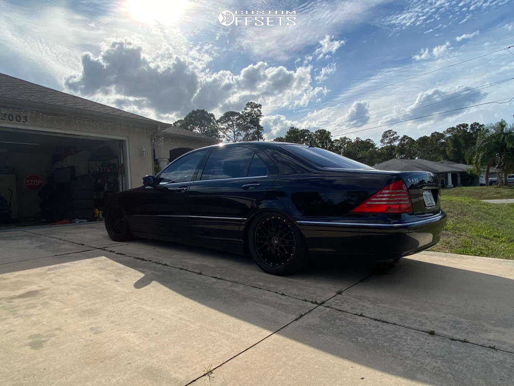2002 Mercedes-Benz S430 with 20x8.5 30 JNC JNC005 and 225/35R20 ...