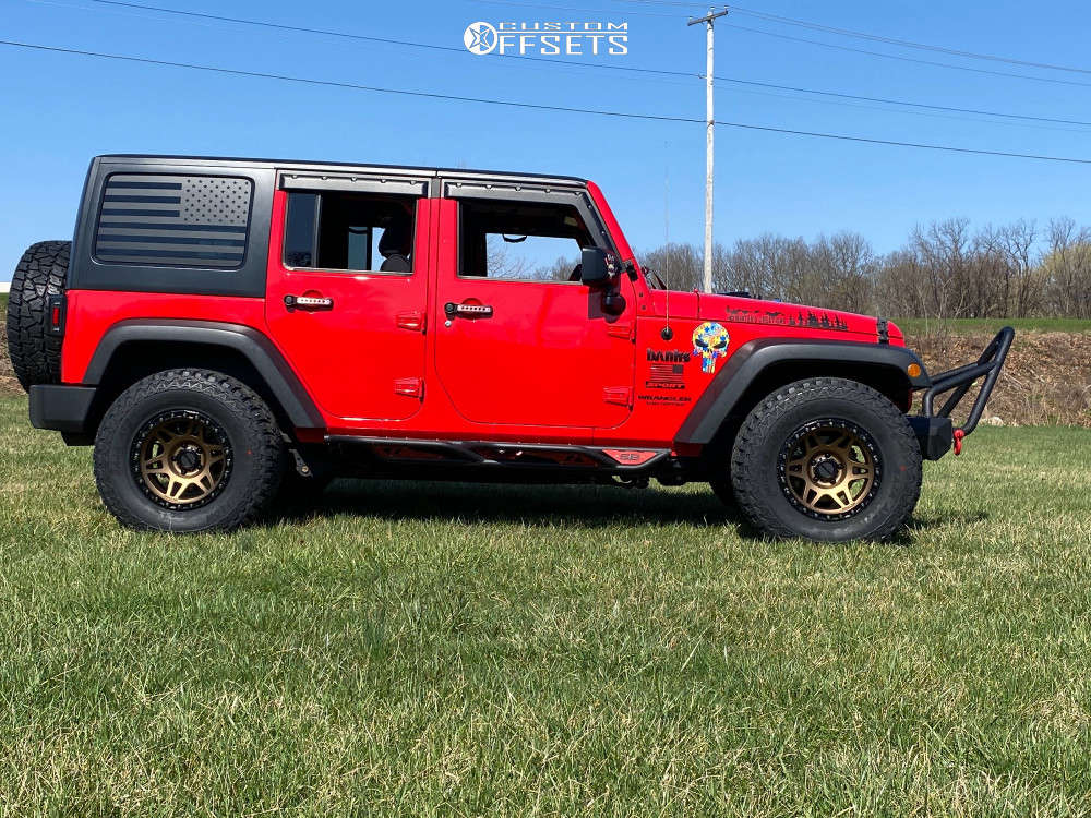 2017 Jeep Wrangler JK with 17x9 -12 Method Mr312 and 295/70R17 Mickey ...