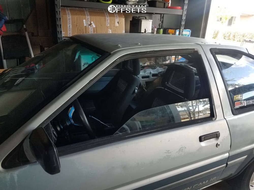 1985 Toyota Corolla with 15x8 F1R F01 and 195/50R15 Hankook Ventus V2 ...