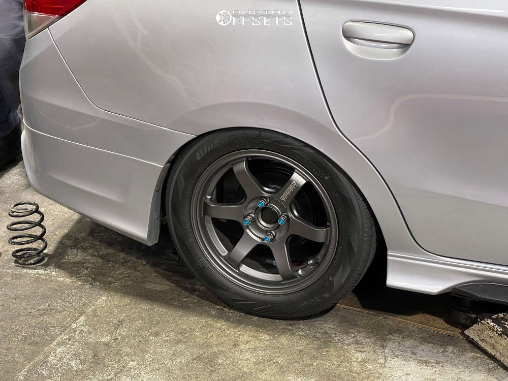 2019 Mitsubishi Mirage G4 with 15x7 32 Rays Engineering Te37 and 195 ...