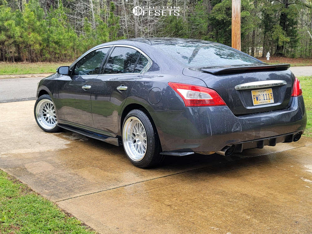 2010 Nissan Maxima with 18x10.5 22 ESR SR01 and 275/35R18 Toyo Tires ...