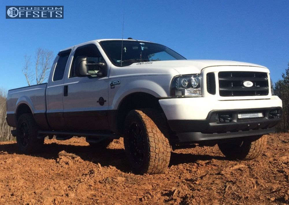 2002 Ford F-250 Super Duty with 20x9 1 Fuel 531 and 275/60R20 Toyo ...
