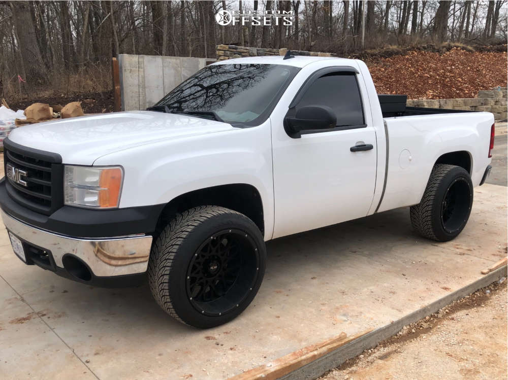 2008 GMC Sierra 1500 with 22x12 -51 Vision Rocker and 33/12.5R22 Atturo ...