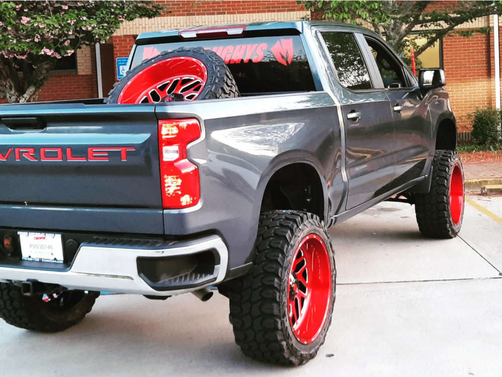 2020 Chevrolet Silverado 1500 with 24x12 -44 Fuel Triton and 37/13.5R24 ...