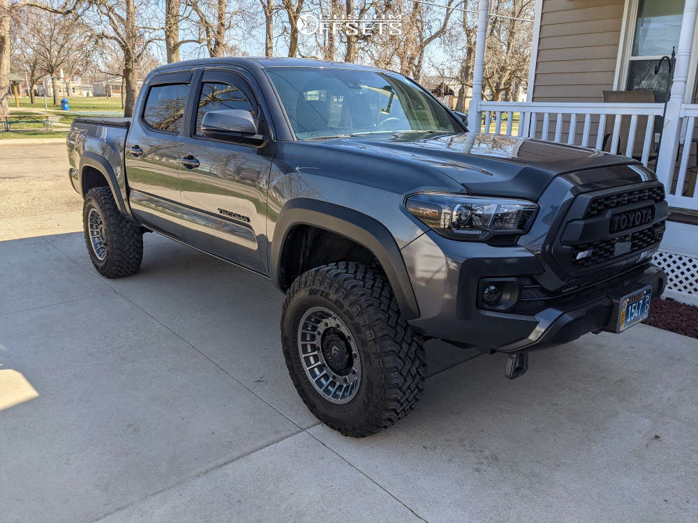 2020 Toyota Tacoma with 17x9 -12 Fuel Militia and 285/70R17 Falken ...