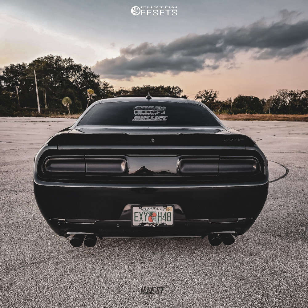 2016 Dodge Challenger with 20x10 -20 LD97FORGED LD16 and 275/40R20 ...