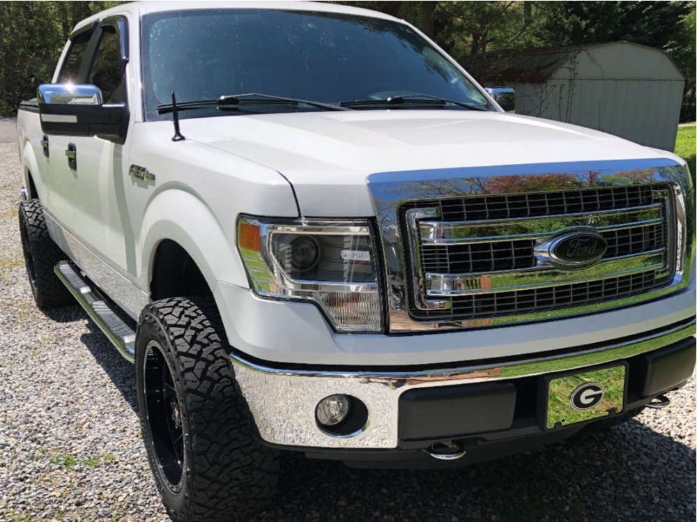2014 Ford F-150 with 20x10 -19 Ballistic Rage 959 and 33/12.5R20 Venom ...