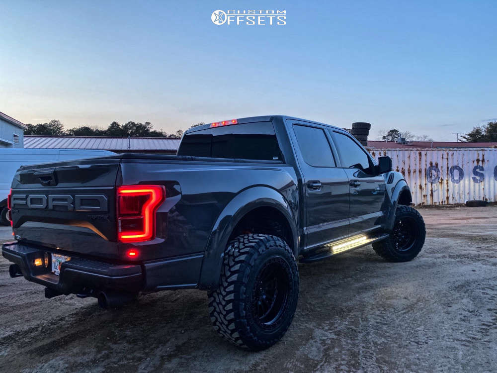 2020 Ford Raptor with 20x12 -44 V-Rock Strike and 35/12.5R20 Toyo Tires ...