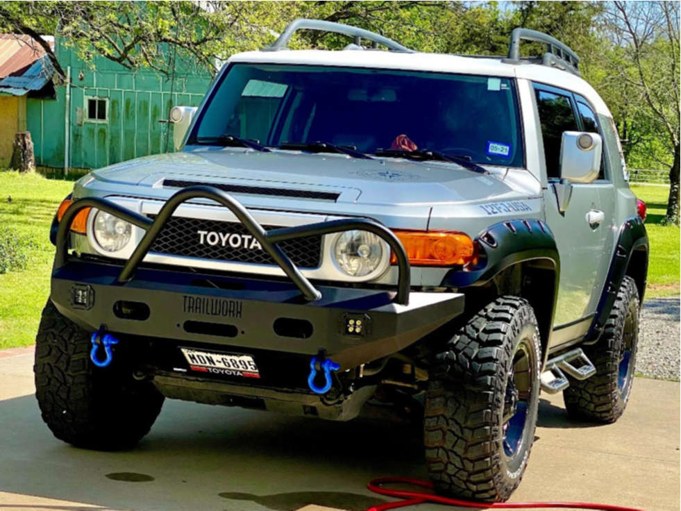 2012 Toyota FJ Cruiser with 17x9 18 Mayhem Fierce and 285/70R17 Cooper ...